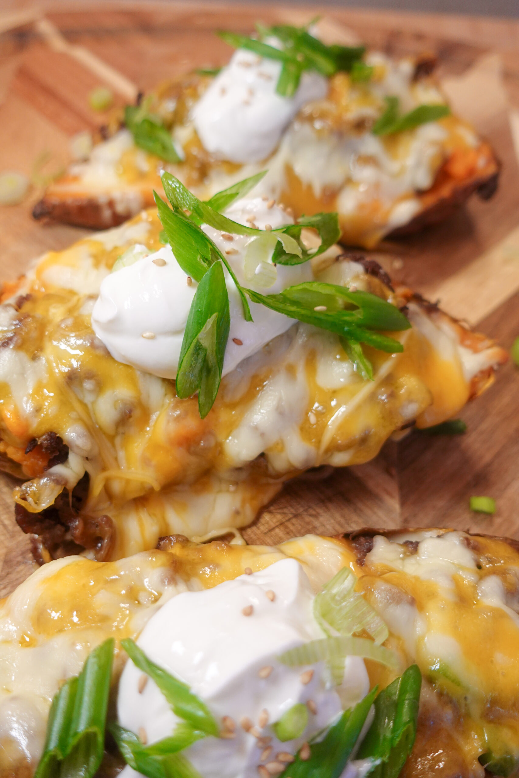 CHEESY BULGOGI LOADED SWEET POTATOES | Foods of Li